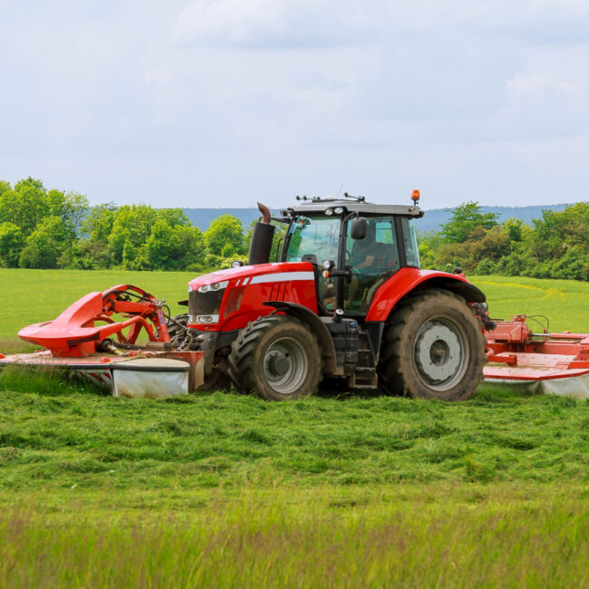 Choosing the Right Tractor for Farms in France